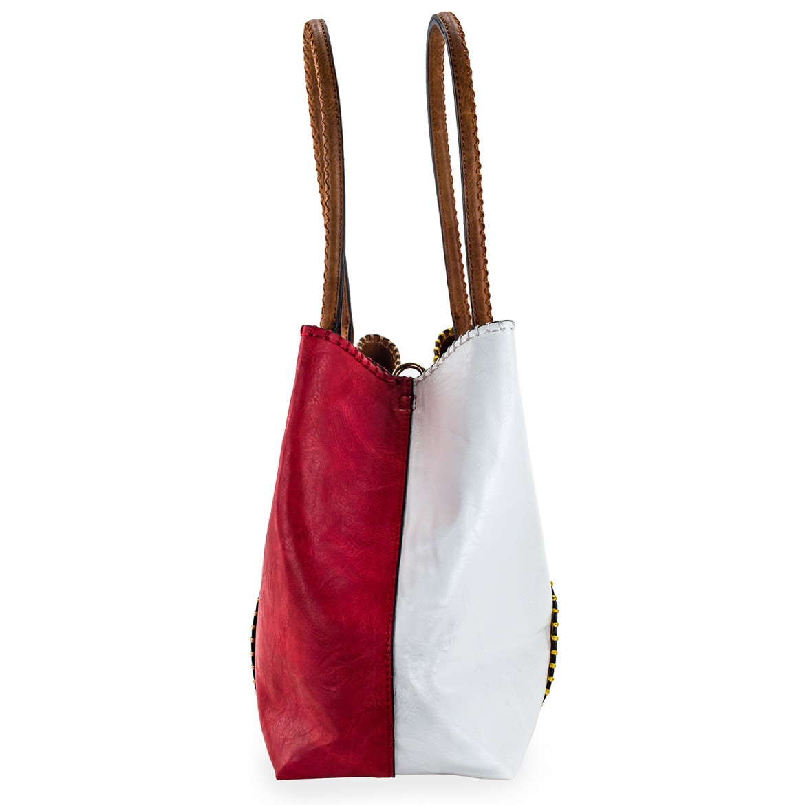 How to Photograph Handbags: 7 Easy Tips for eCommerce Retailers - Picsera